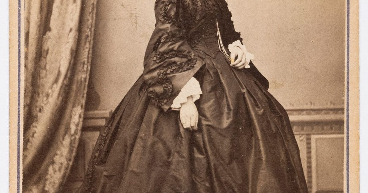 Madame Léandre Dugal, née Philomène Trahan | Musée national des beaux ...